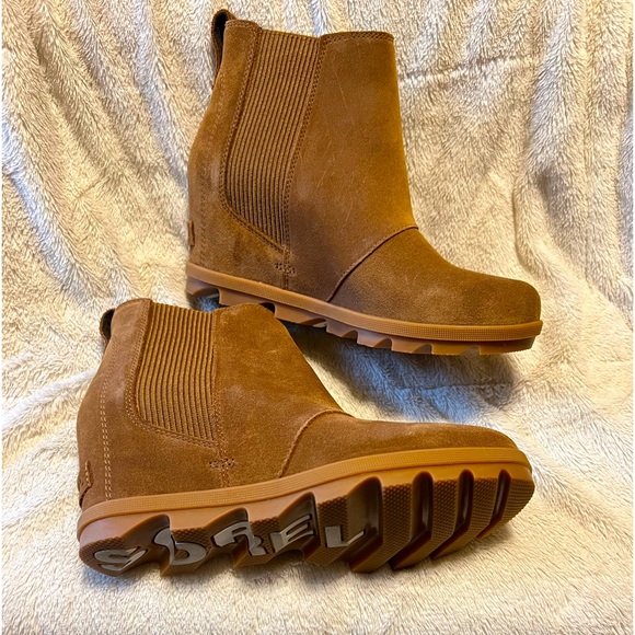 Sorel | Shoes | Sorel Wedge Chelsea Boot Camel Brown | Poshmark